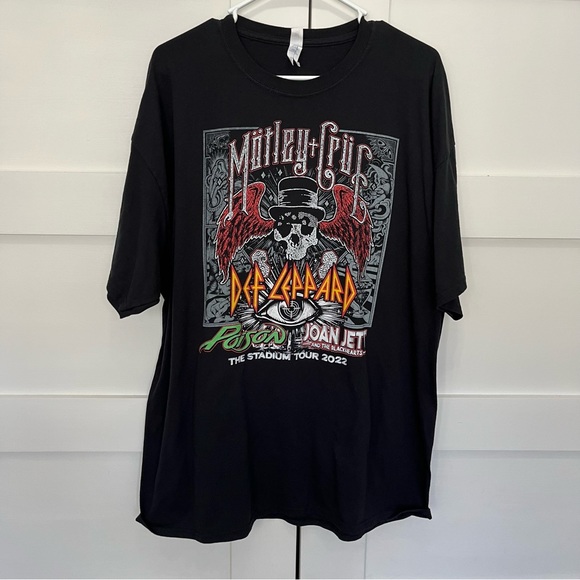 Motley Crue | Shirts | Motley Crue Poison Def Leopard Joan Jett Stadium ...